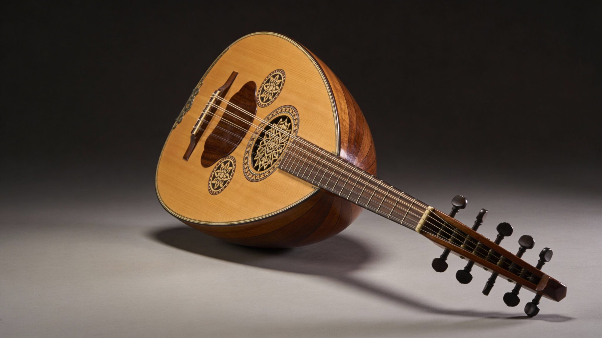 Bouzouki - Instrument Street